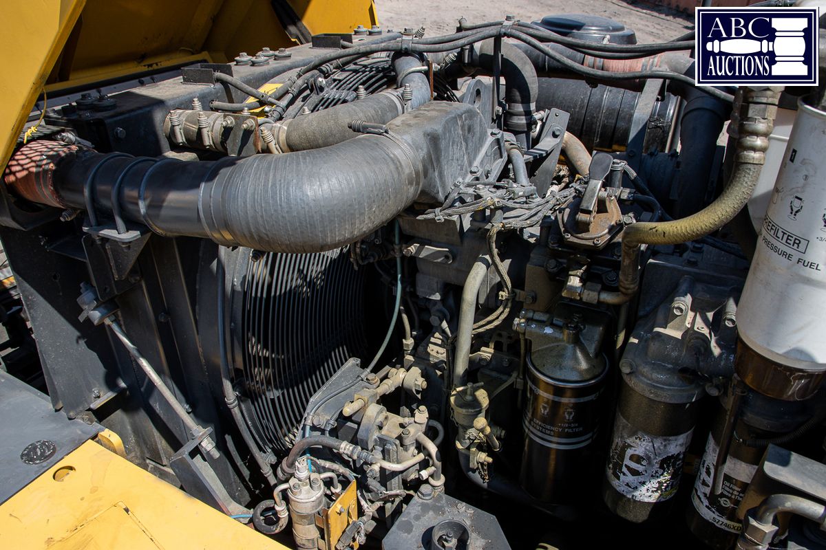 2011 Komatsu HM400-2 Articulated Dump Truck