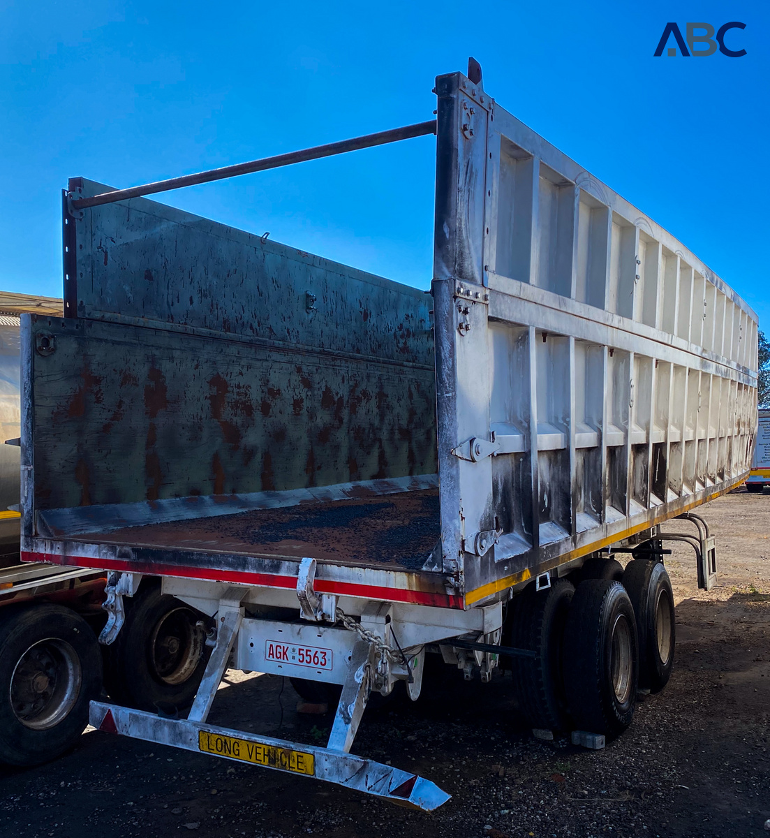 2024 Rhino Strong Tipper Trailer