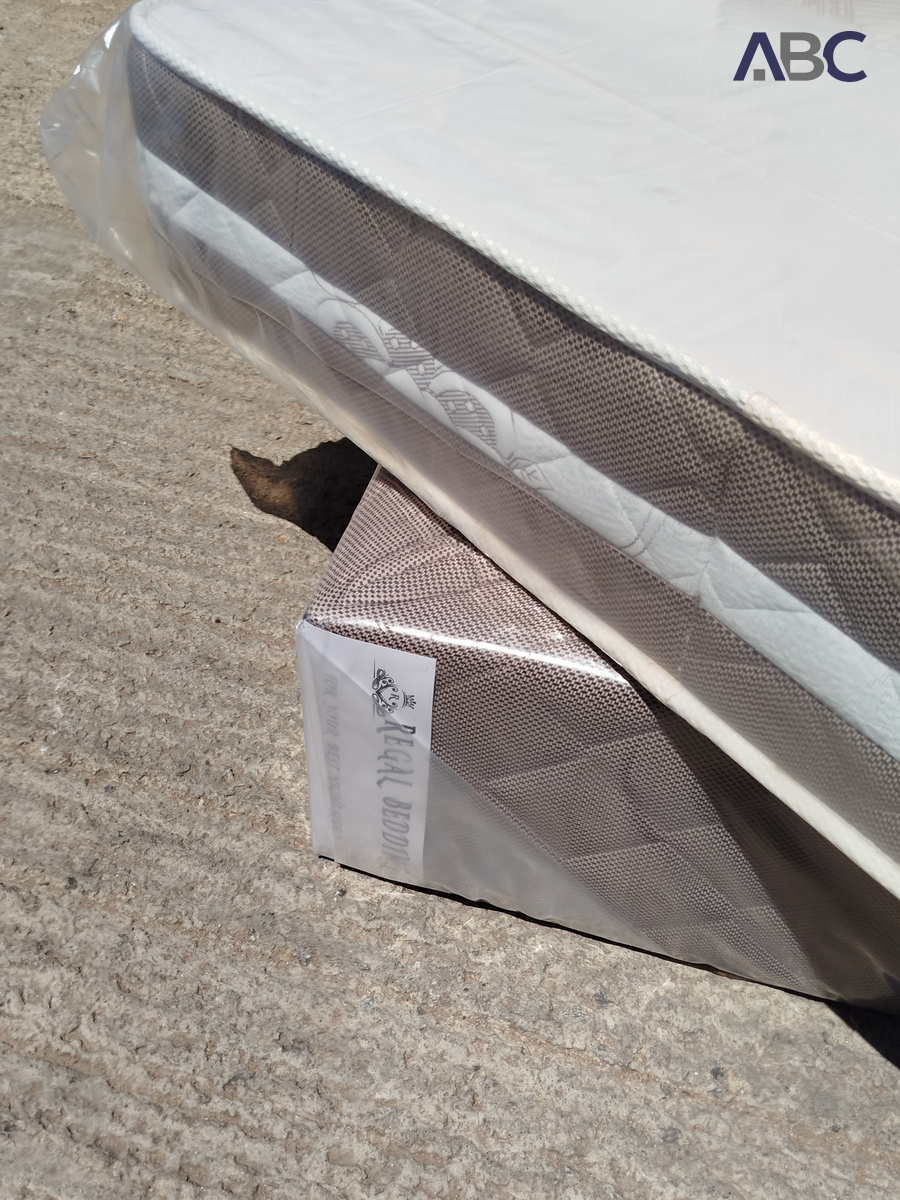 Regal Bedding Bet Set (2 Piece - L 1920 x W 1530 x H 620mm) (1)