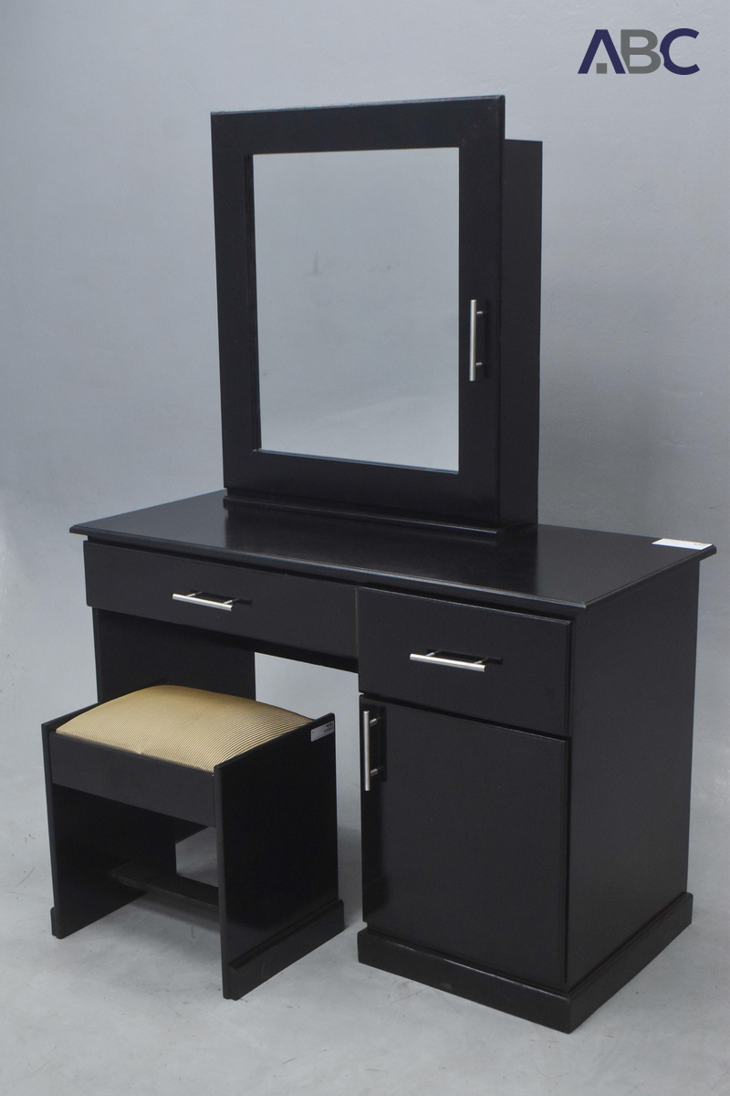 Dressing Table With Mirror & Stool Set (2 Piece) (1)