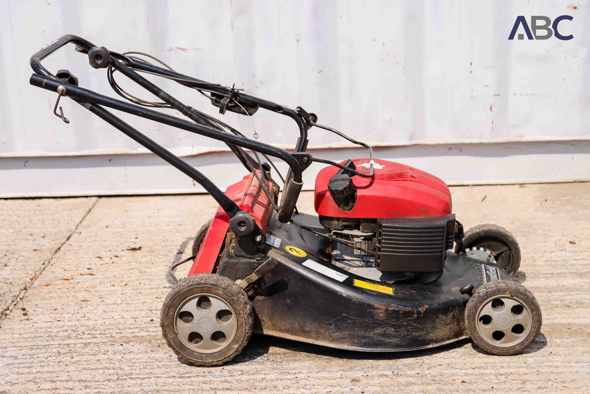 Mountfield SP534 Petrol Lawn Mower With Grass Catcher (240V) (1)