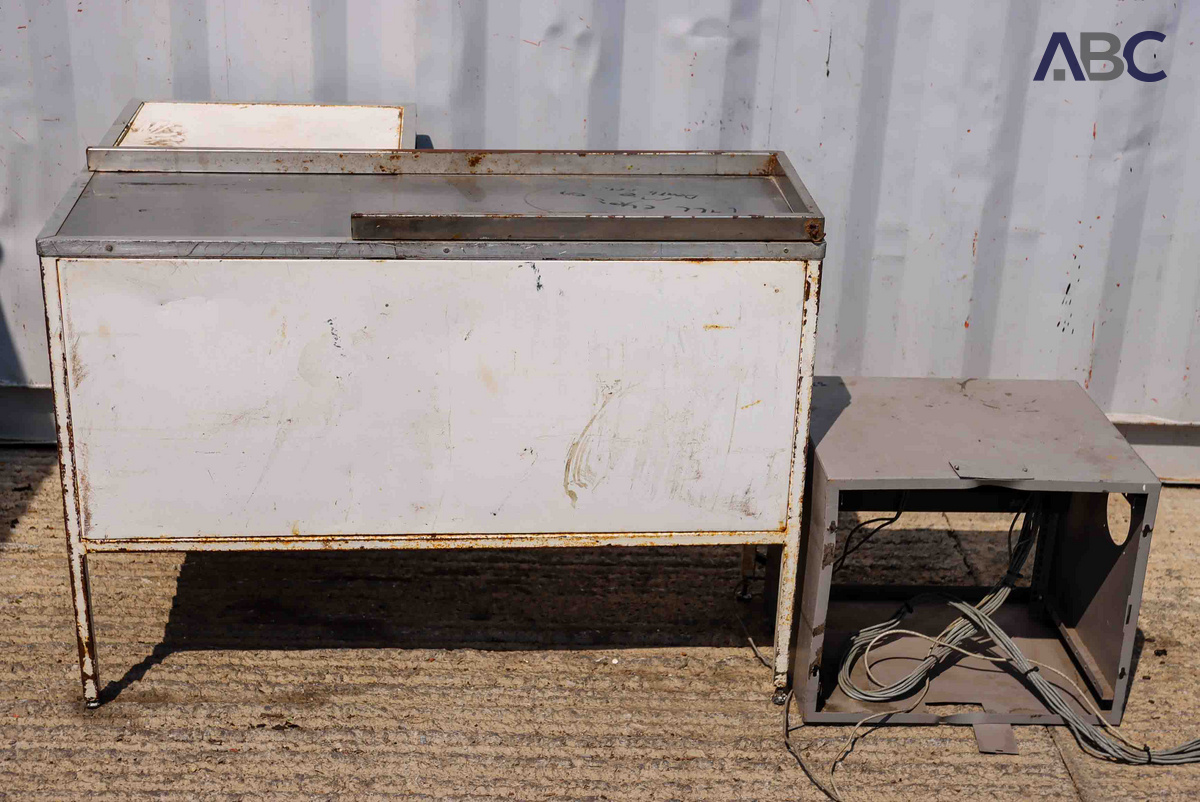 Check Out Till Counter & Server Cabinet Metal (2)